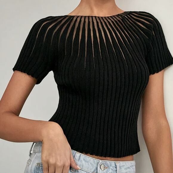 Commense | Tops | Nwt Revolve Minimalist Lovers Commense Black Cropped ...